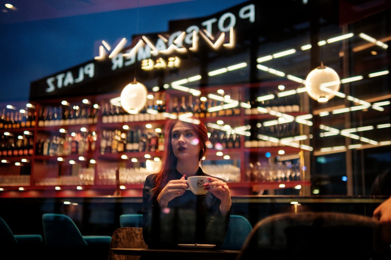 Maxim - Café & Bar